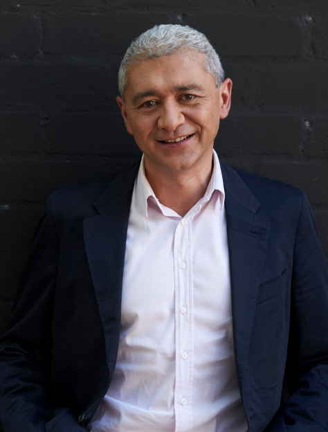 WIN 30 minutes with John Godfrey - SBS